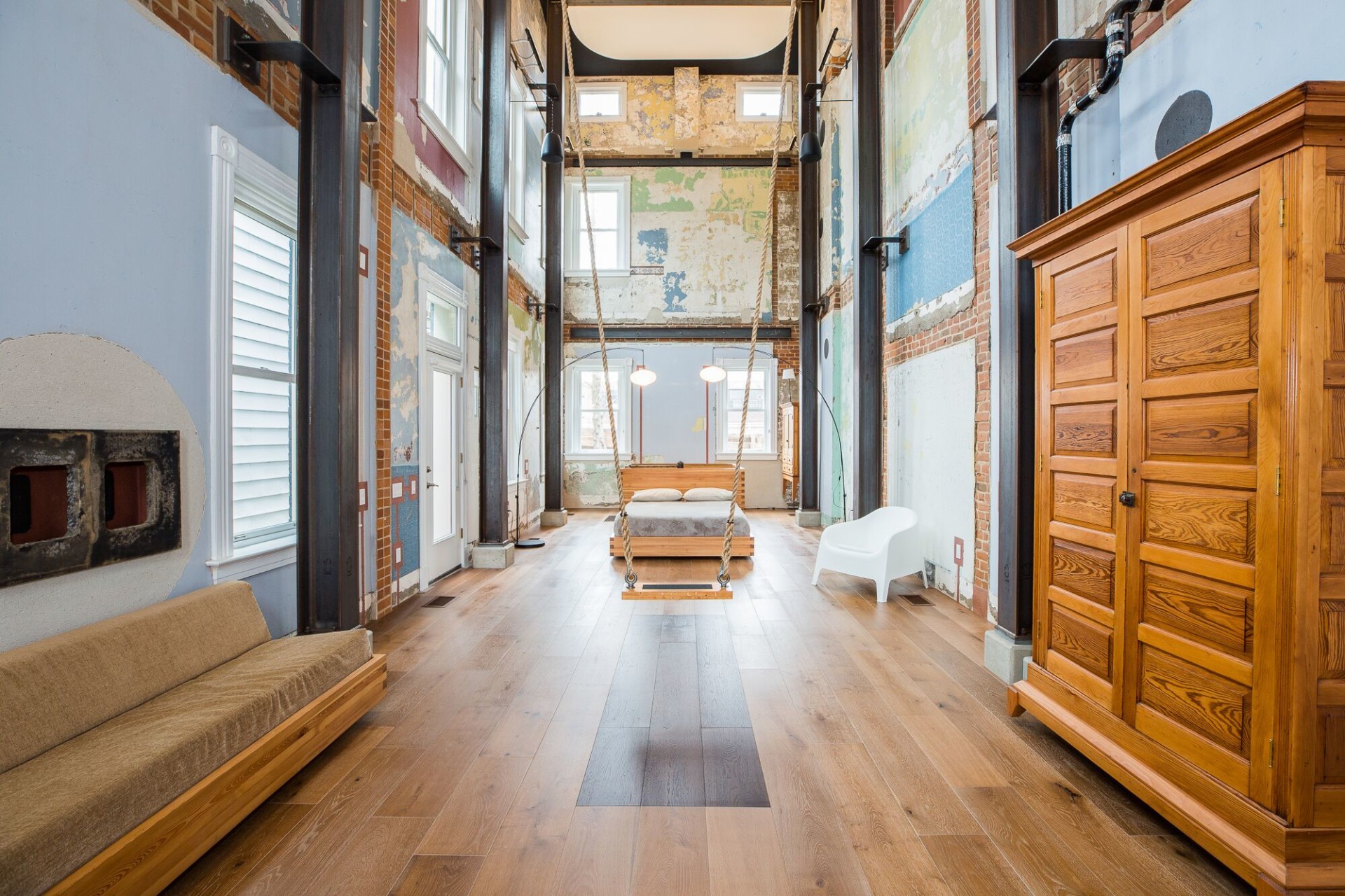 The Incredible Swing House – BaseDog.it